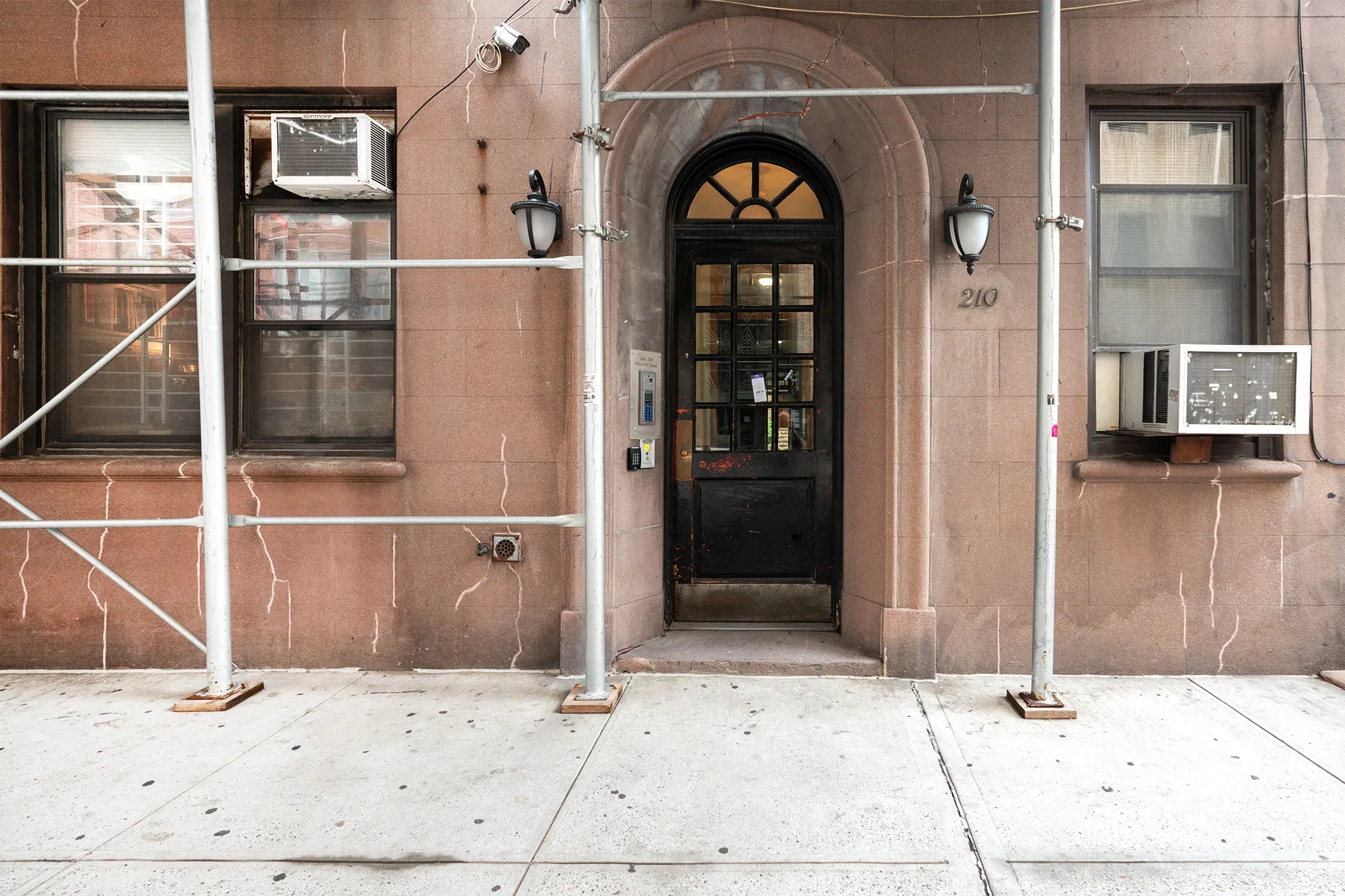 210 West 17th Street #1A in Chelsea, Manhattan | StreetEasy