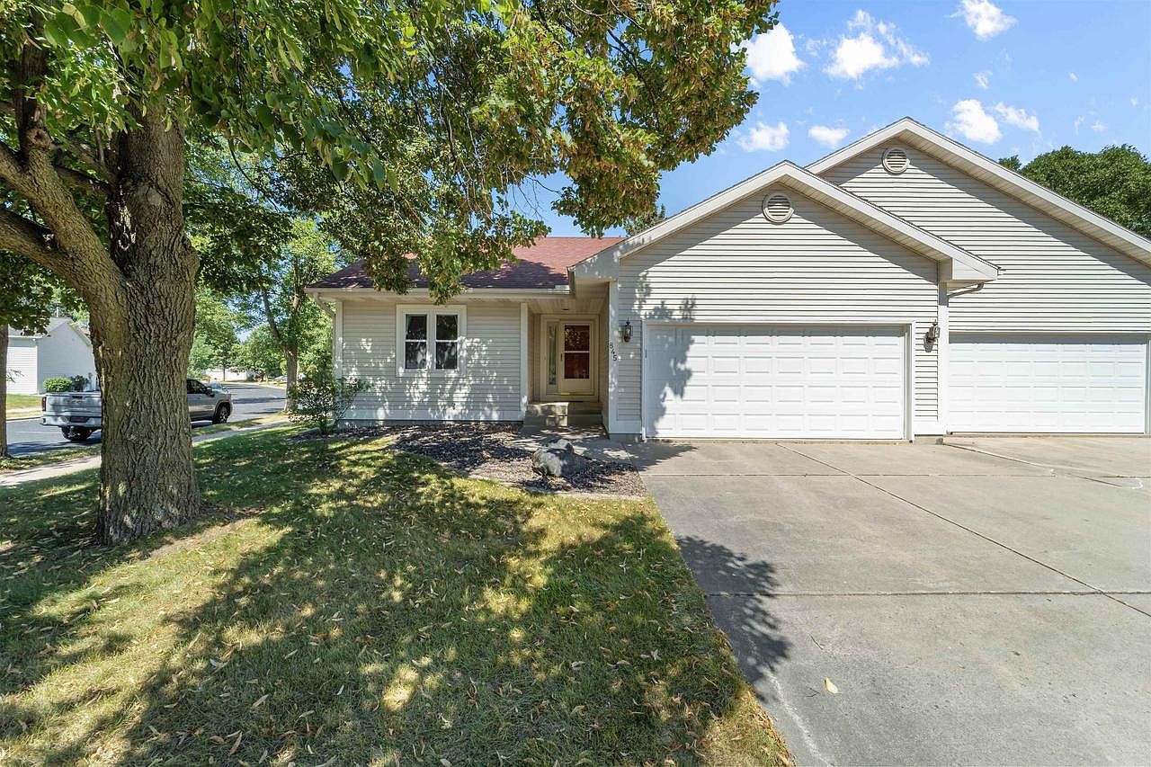 845 Sky Ridge Drive, Madison, WI 53719 | Zillow