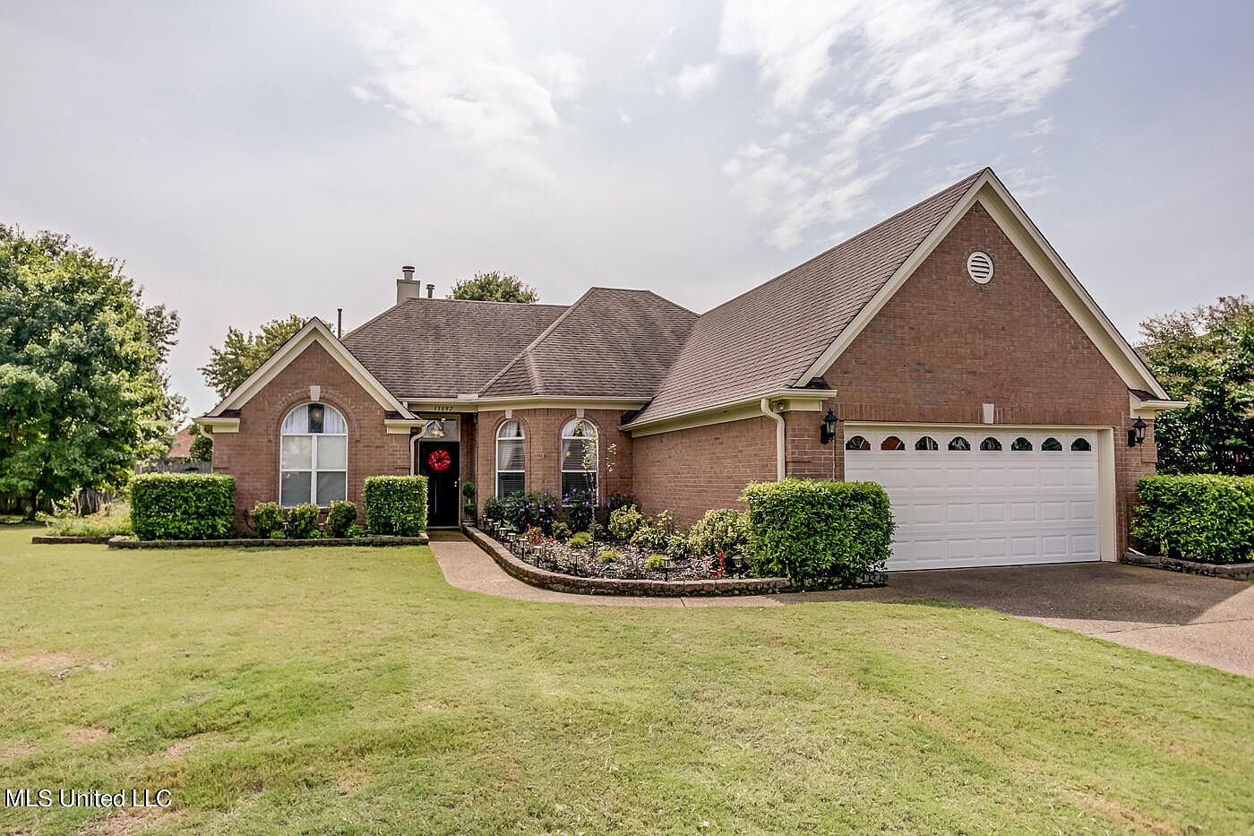13097 Braybourne Cross, Olive Branch, MS 38654 | Zillow
