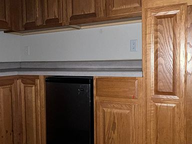 708 Chicago St, Sumner, IA 50674 | Zillow