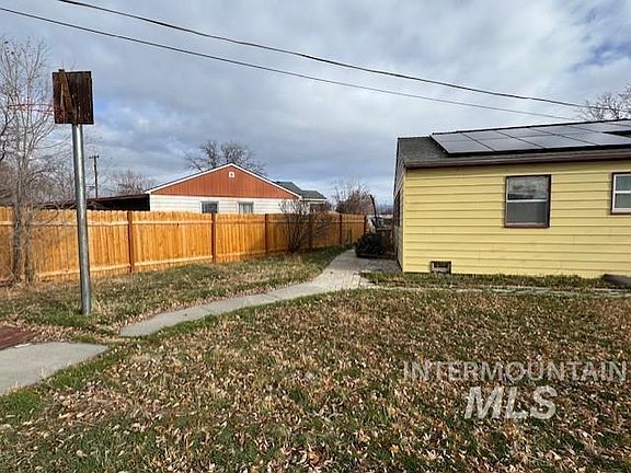 118 Mountain View Dr, Mountain Home, ID 83647 | MLS #98968720 | Zillow