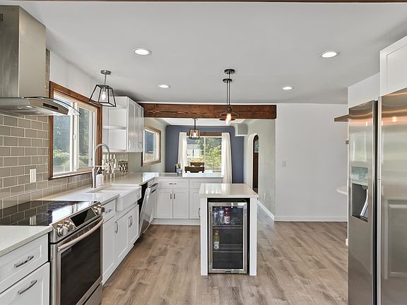 3235 S Bay Road NE, Olympia, WA 98506 | Zillow