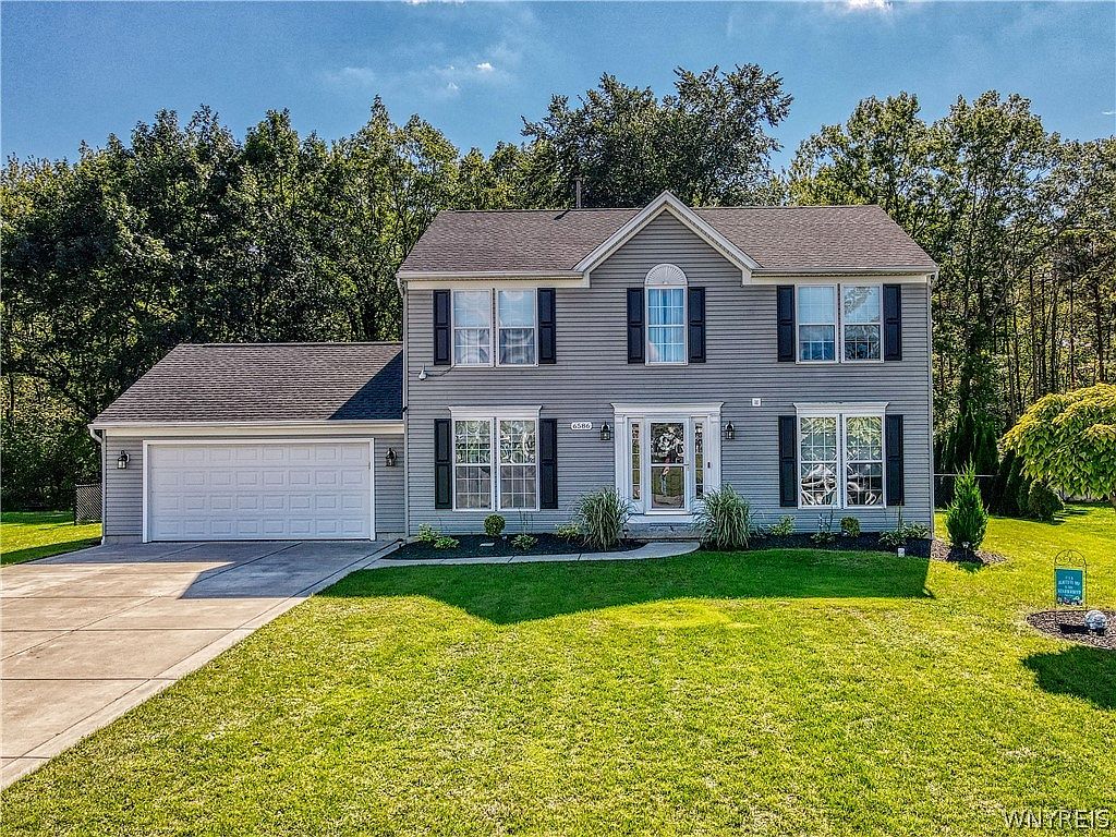6586 Emily Ln, Lockport, NY 14094 | Zillow