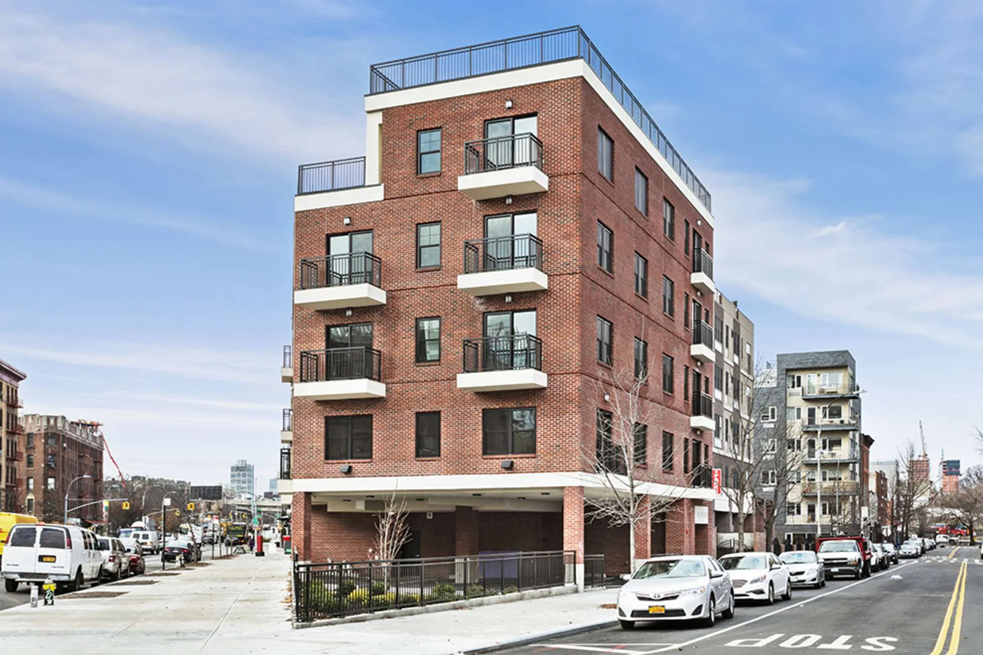 460 Grand Street in Williamsburg : Sales, Rentals, Floorplans | StreetEasy