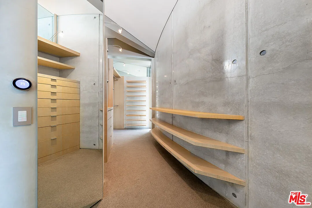 $19.99M Wallace E. Cunningham-Designed "Crescent House" For Sale in ...