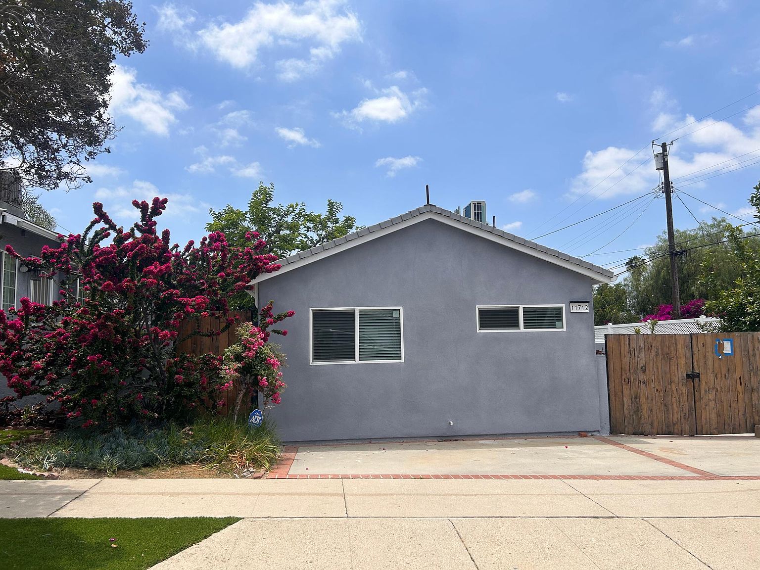 11712 Hatteras St, Valley Village, CA 91607 | Zillow