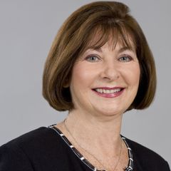 Regina Knapp - Real Estate Agent in Scottsdale, AZ - Reviews | Zillow