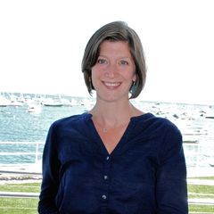 Laura Bosse - Real Estate Agent in Duxbury, MA - Reviews | Zillow