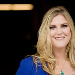 Christina Walker's Instagram, Twitter & Facebook on IDCrawl