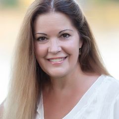 Lori Rousseau - Real Estate Agent in Yardley, PA - Reviews | Zillow