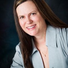 Julie Block's Instagram, Twitter & Facebook on IDCrawl