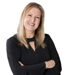 Lori Parks - Real Estate Agent in Visalia, CA - Reviews | Zillow