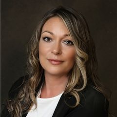 Laura Arnold - Real Estate Agent in Temecula, CA - Reviews | Zillow