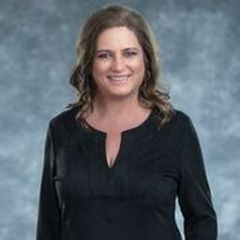 Angela Steinle - Real Estate Agent in Chesterfield, MO - Reviews | Zillow