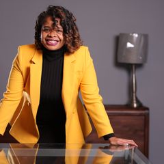 Siobhan Robinson - Real Estate Agent in Chicago, IL - Reviews | Zillow