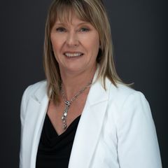 Michelle Combs - Real Estate Agent in Naples, FL - Reviews | Zillow