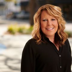 Debi Reynolds - Real Estate Agent in Bradenton, FL - Reviews | Zillow