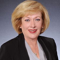 Danette Foster - Real Estate Agent in Naperville, IL - Reviews | Zillow