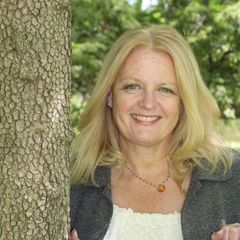 Lisa Fazio - Real Estate Agent in Jenkintown, PA - Reviews | Zillow