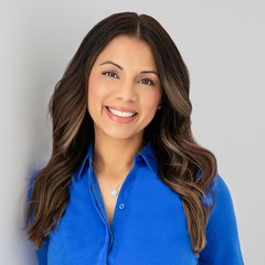 Jessica Luna - Real Estate Agent in Studio City, CA - Reviews | Zillow