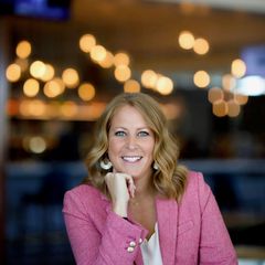 Colleen Almgren - Real Estate Agent in Omaha, NE - Reviews | Zillow