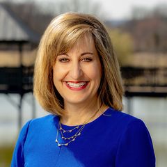 Lisa Bradford - Real Estate Agent in Ashburn, VA - Reviews | Zillow