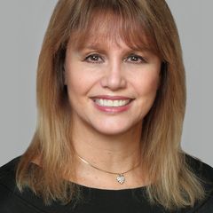 Laura Topp - Real Estate Agent in Chicago, IL - Reviews | Zillow
