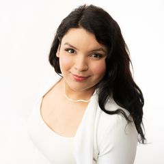 Erlene Castaneda - Real Estate Agent in Lake Geneva, WI - Reviews | Zillow