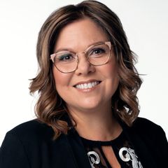 Lisa Kloeble - REALTORÃ‚Â® - REALTORÂ® - REALTOR® - Real Estate Agent ...