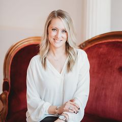 Sarah Leonard - Real Estate Agent in St Charles, IL - Reviews | Zillow