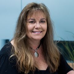 Angie Harrington - Real Estate Agent in Hayes, VA - Reviews | Zillow