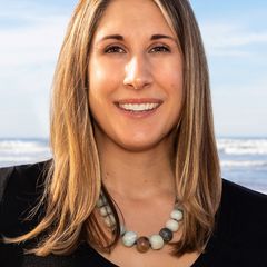 Hilary Herman - Real Estate Agent in Cannon Beach, OR - Reviews | Zillow