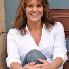 Carrie Anders - Real Estate Agent in Eau Claire, WI - Reviews | Zillow