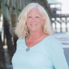 Laurie Hull - Real Estate Agent in Folly Beach, SC - Reviews | Zillow