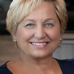 Terri Rea - Real Estate Agent in Chesterfield, MO - Reviews | Zillow