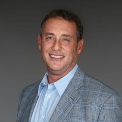 Derrick Mandoza - Real Estate Agent in Brentwood, CA - Reviews | Zillow