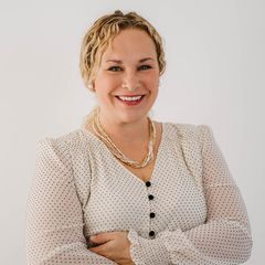 Tricia Coury - Real Estate Agent in Plainville, MA - Reviews | Zillow