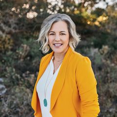 Lisa Deering - Real Estate Agent in Niceville, FL - Reviews | Zillow