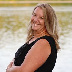 Tracy Shuman - Real Estate Agent in Freeport, IL - Reviews | Zillow