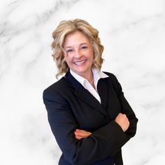 Elizabeth Gregory - Real Estate Agent in Overland Park, KS - Reviews ...