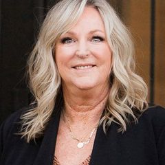 Sherri Smith - Real Estate Agent in Crestwell, OR - Reviews | Zillow