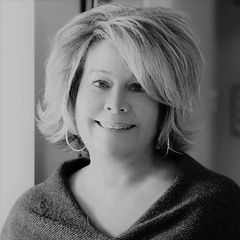 Robin Calkins - Real Estate Agent in Grand Rapids, MI - Reviews | Zillow