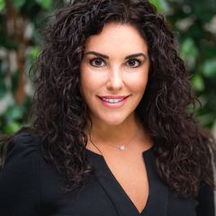 Linda Toscano - Real Estate Agent in Guilford, CT - Reviews | Zillow