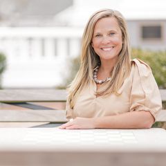 Chandra Miller - Real Estate Agent in Nantucket, MA - Reviews | Zillow