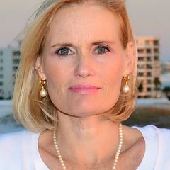 Elizabeth Bell - Real Estate Agent in Destin, FL - Reviews | Zillow