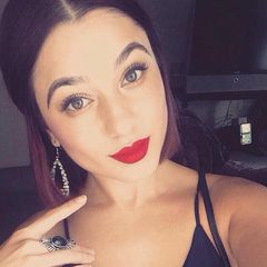 Laura Farrell | Zillow