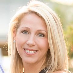 Julie Crum | Zillow