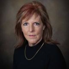 Lisa Banks's Instagram, Twitter & Facebook on IDCrawl