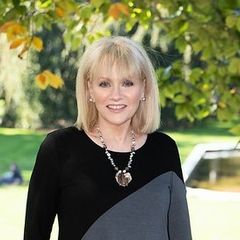 Jill Little - Real Estate Agent in Greenvale, NY - Reviews | Zillow