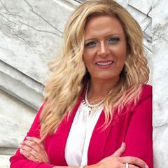 Susan Garbarino - Real Estate Agent in Lake Orion, MI - Reviews | Zillow